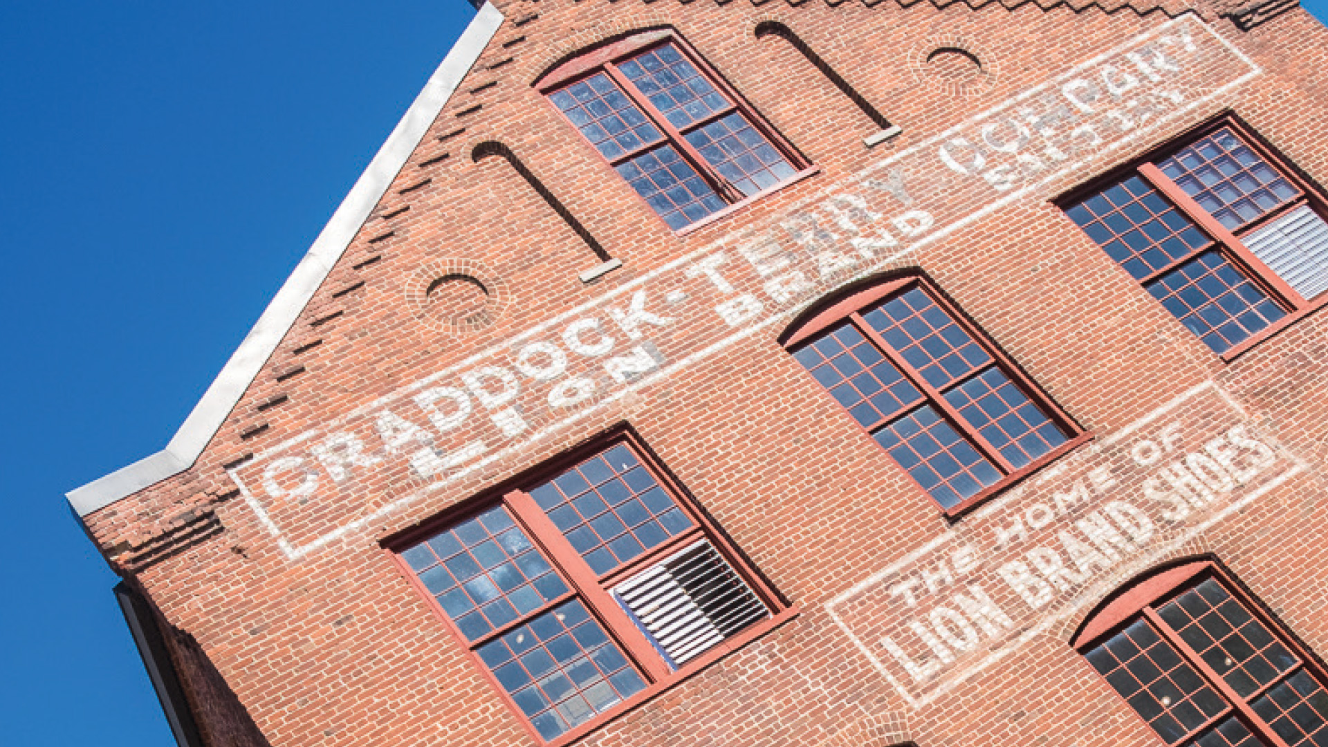 Choosing a Dining Table - Green Front